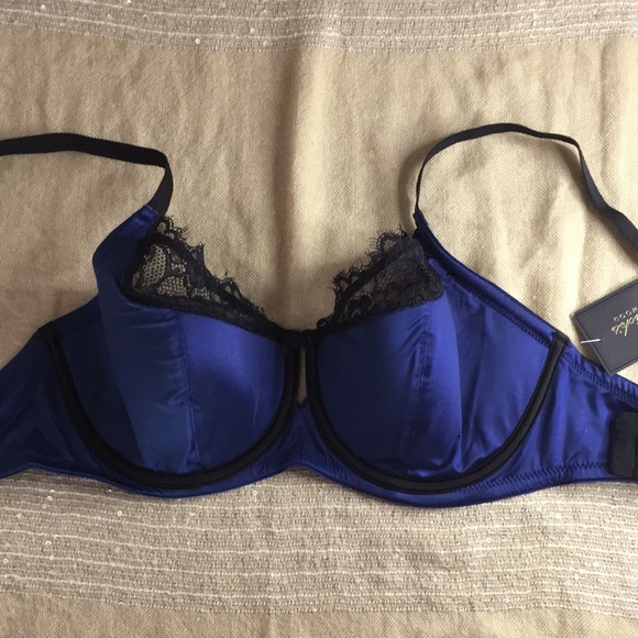 Frederick's of Hollywood | Intimates & Sleepwear | Bin 5 New Fredericks ...